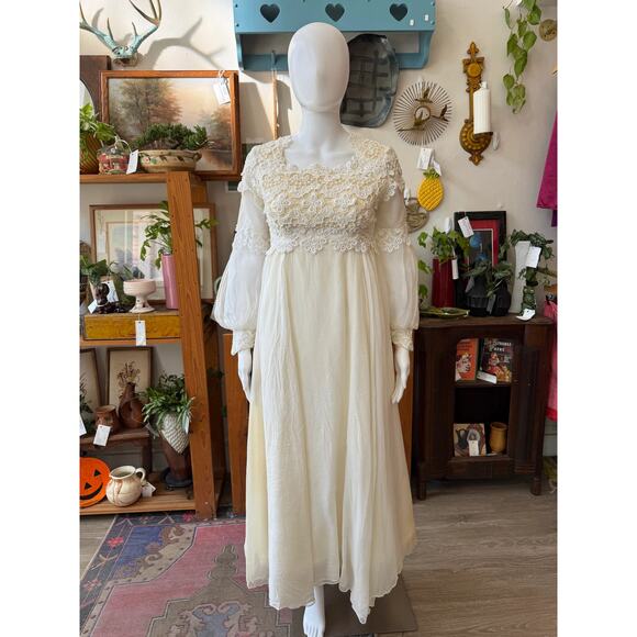 Alfred Angelo | Dresses | Vintage Alfred Angelo Wedding Dress Ivory ...